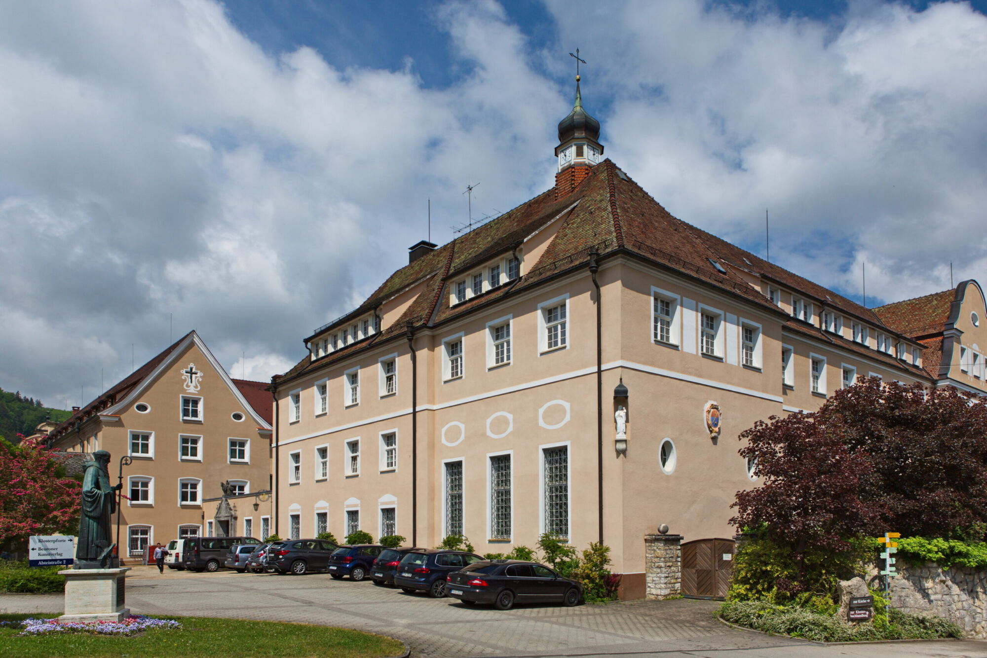 Übernachten im Gästeflügel - Erzabtei St. Martin Beuron